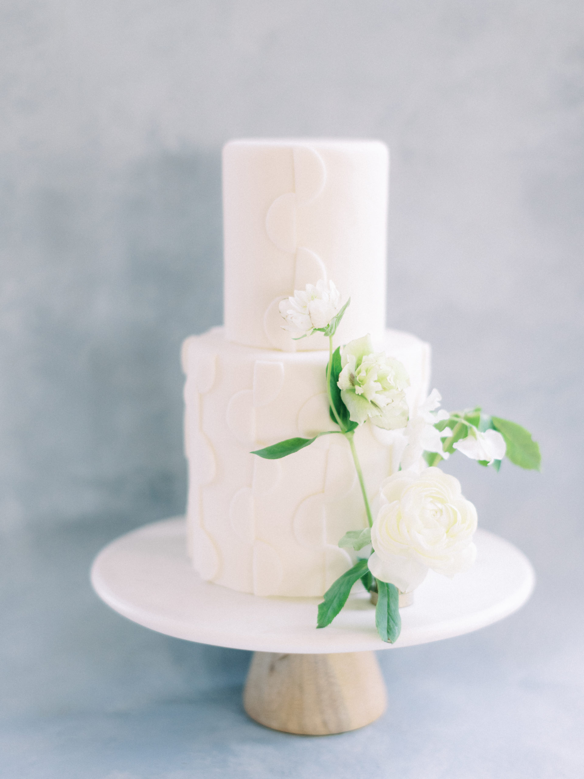 Why You Should Consider a Fine Art Wedding Cake | Sugar Euphoria