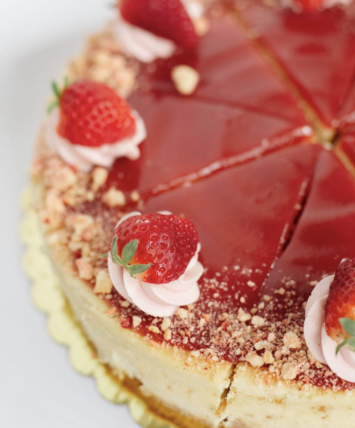 Why Custom Cakes Are Worth the Investment for Your Celebration | Sugar ...